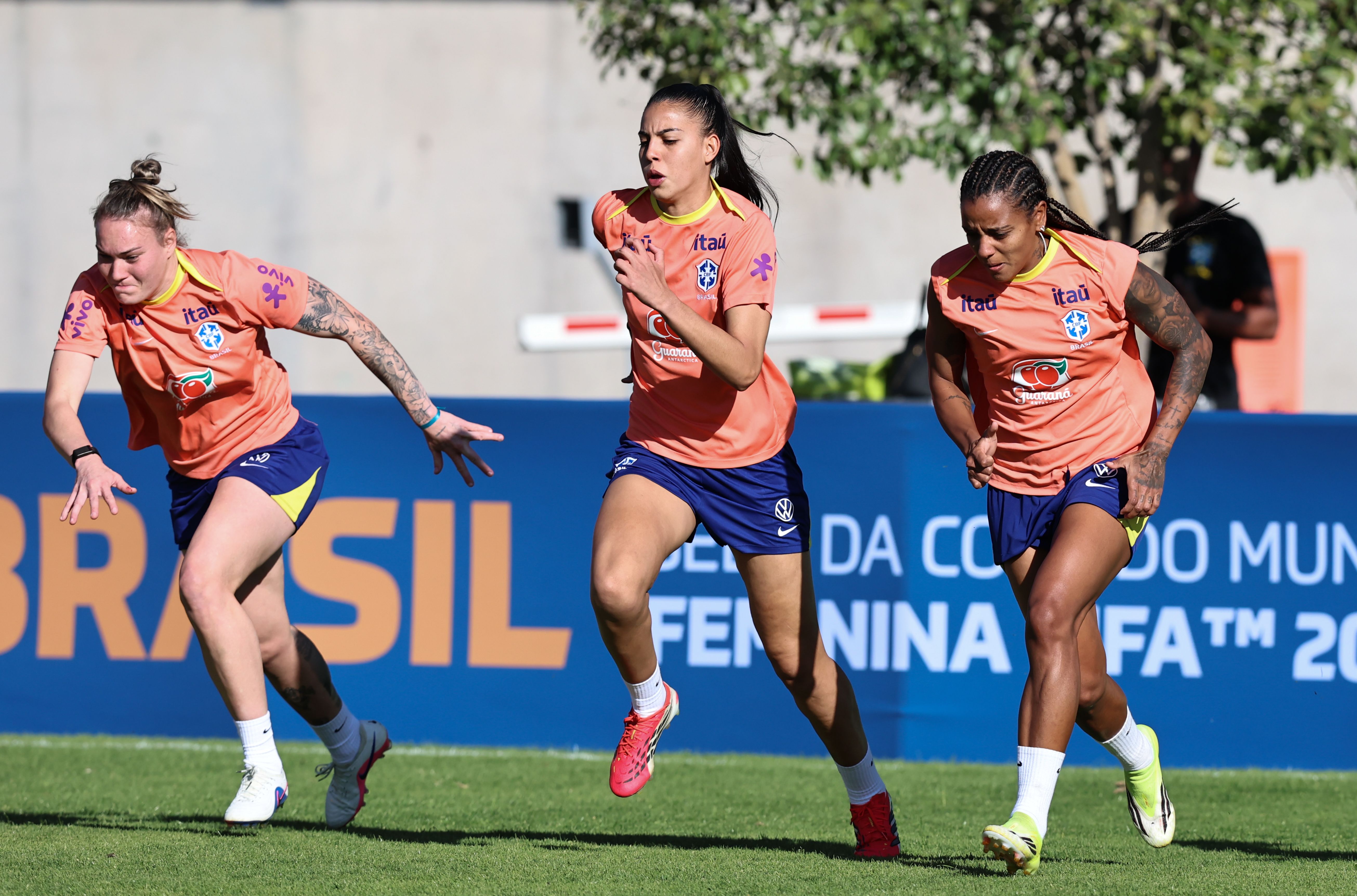 Seleção Brasileira retoma treinos com foco no amistoso com a Venezuela ...