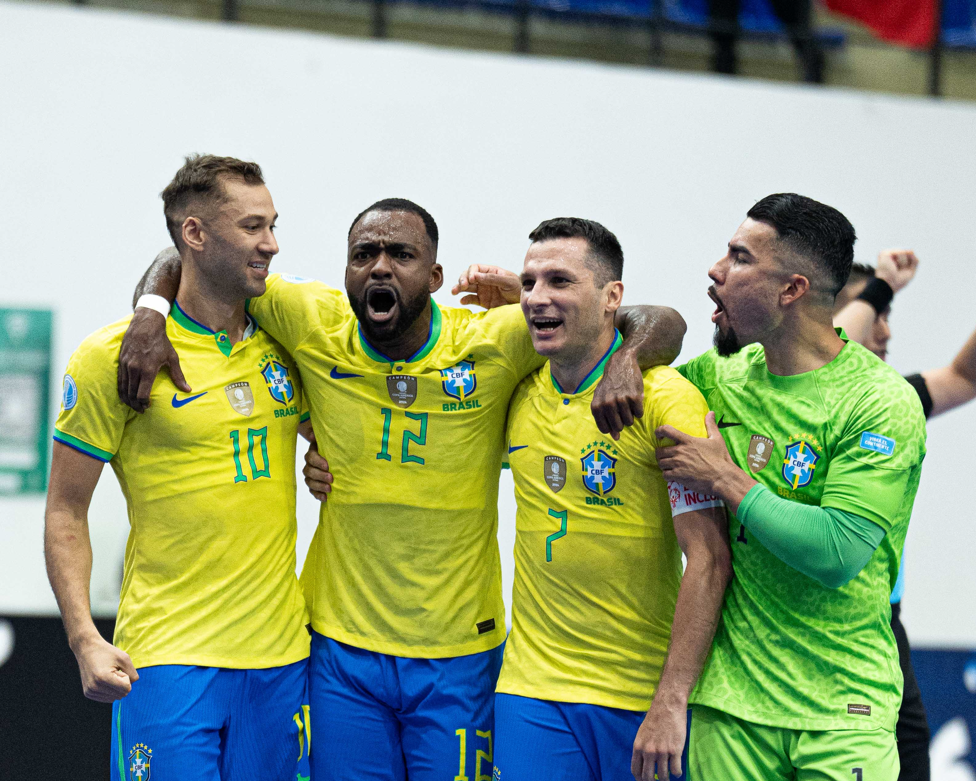 Copa América de Futsal: Brasil vence Peru e decide título com a ...