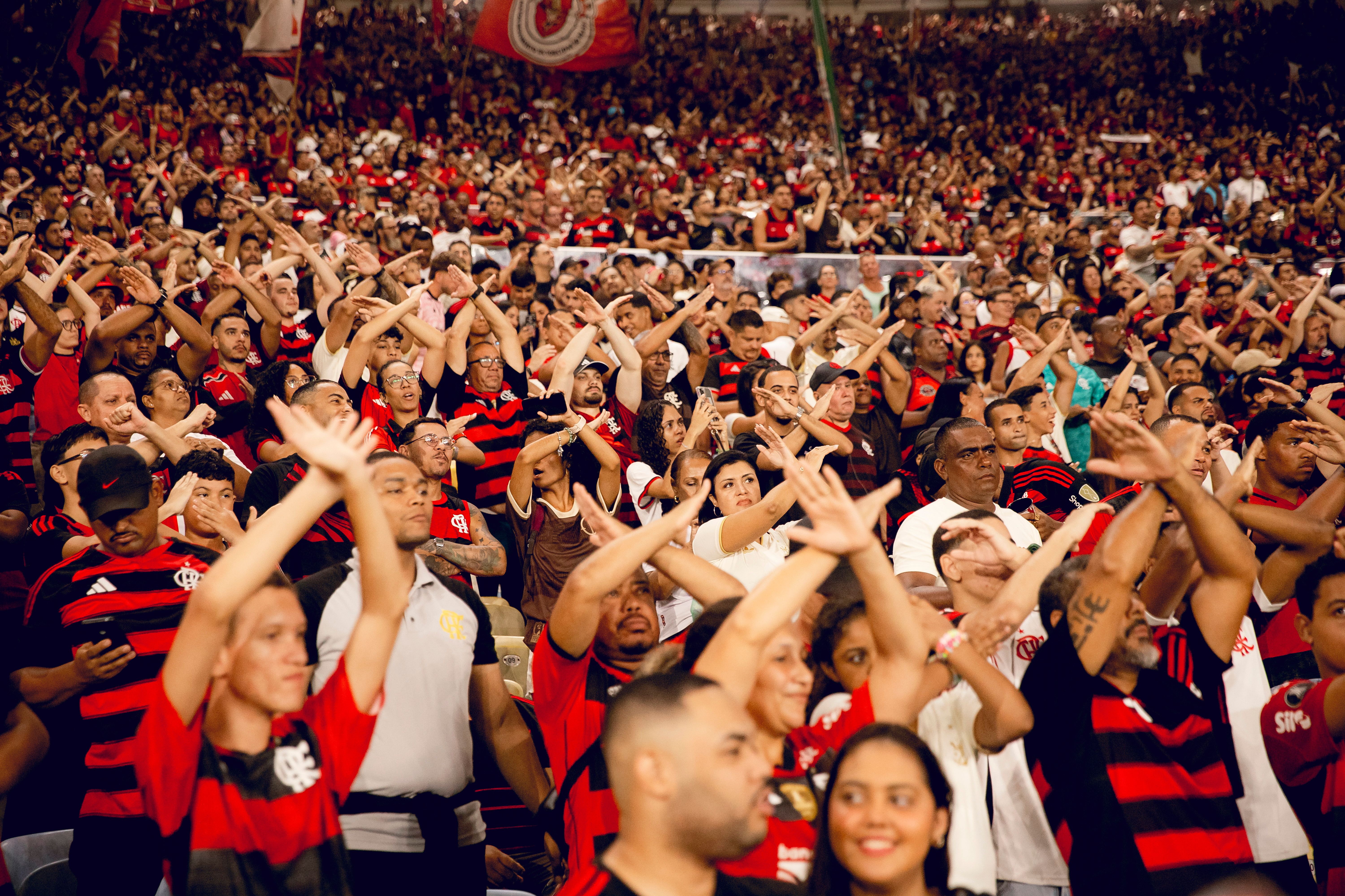 Flamengo bate recorde de público no Brasileirão 2026 e lidera média ...